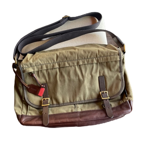 Fossil | Bags | Fossil Defender Messenger Bag In Waxed Canvas And ...